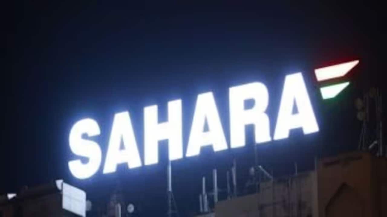 SC directs Sahara Group to deposit Rs 1,000 crore, allows it to form JV for developing Mumbai land