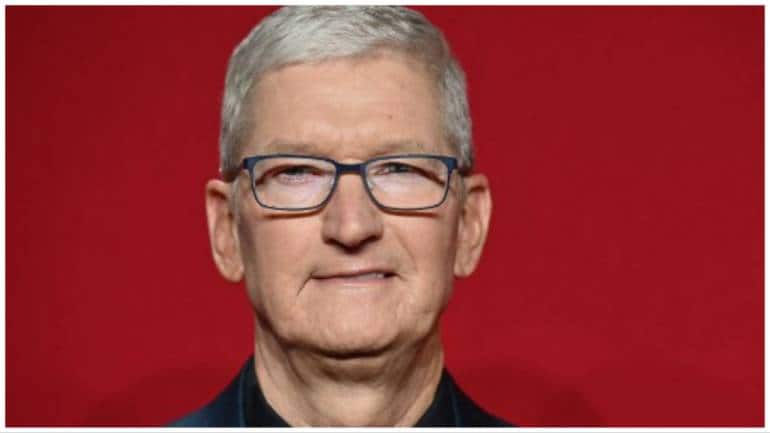 Apple boss Tim Cook visiting Shanghai