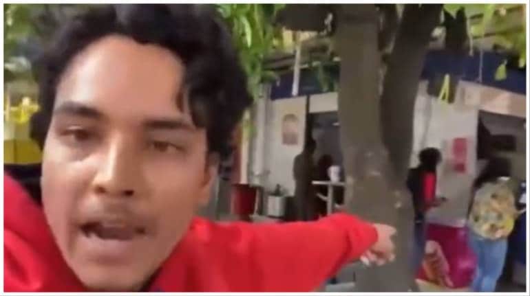 Bihar man complains of language-based harassment in Bengaluru. Video
