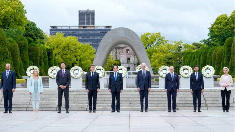 Japan G7 Summit: World leaders visit Hiroshima memorial in shadow of ...