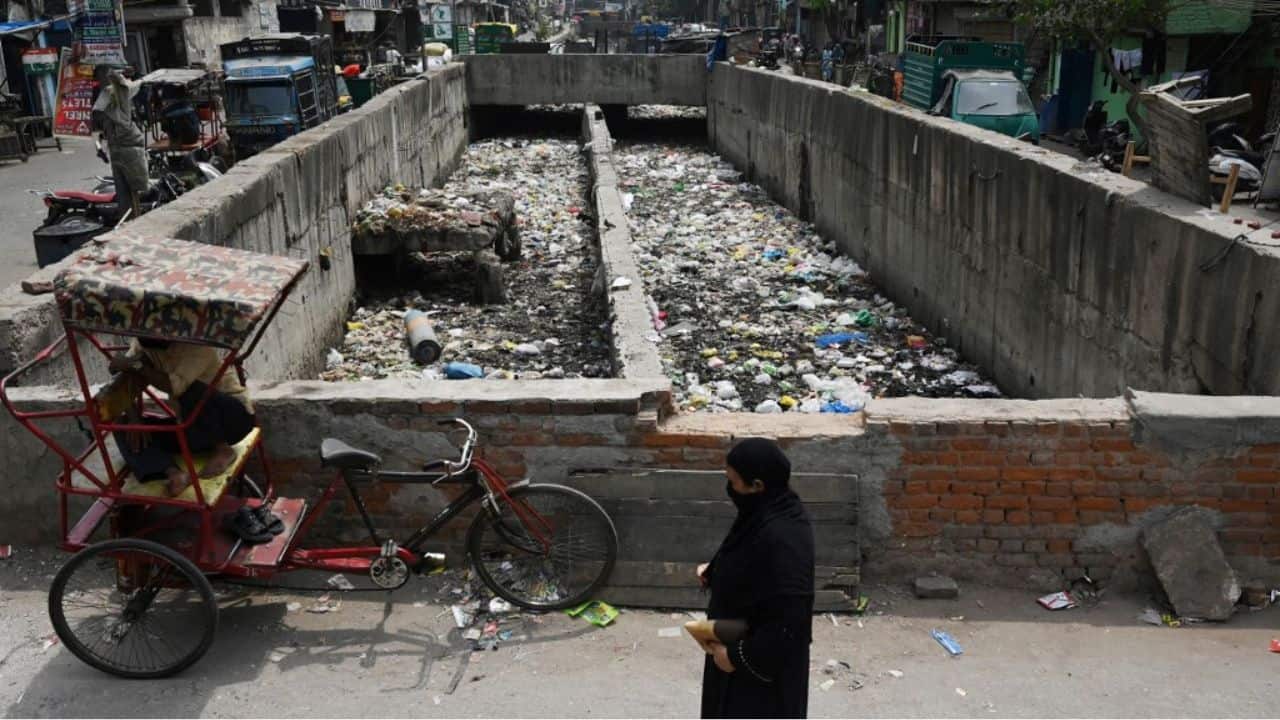 Dead rivers, flaming lakes: India's sewage failure | Moneycontrol News