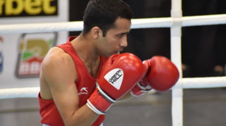 Boxer Deepak Bhoria stuns Olympic medallist to storm into World ...