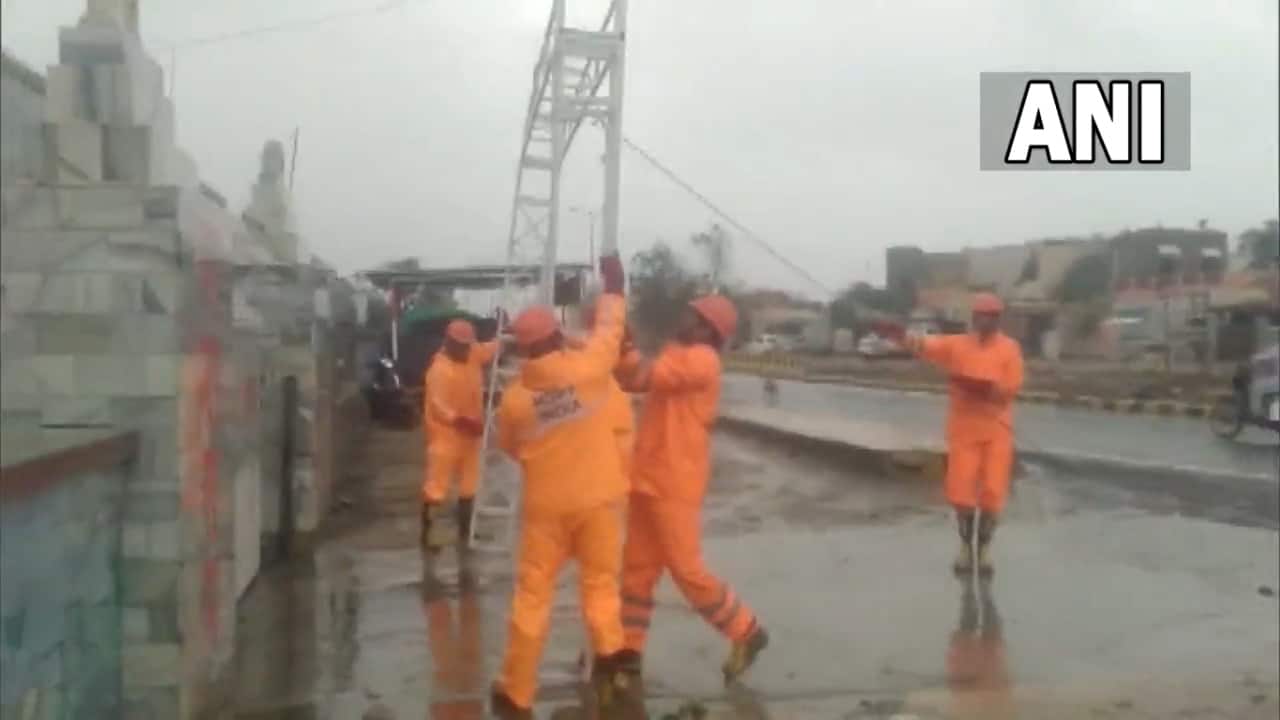 Cyclone Biparjoy wreaks havoc in Gujarat before weakening into cyclone ...