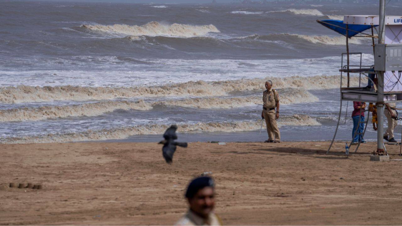 Thousands evacuated in India and Pakistan as Cyclone Biparjoy ...