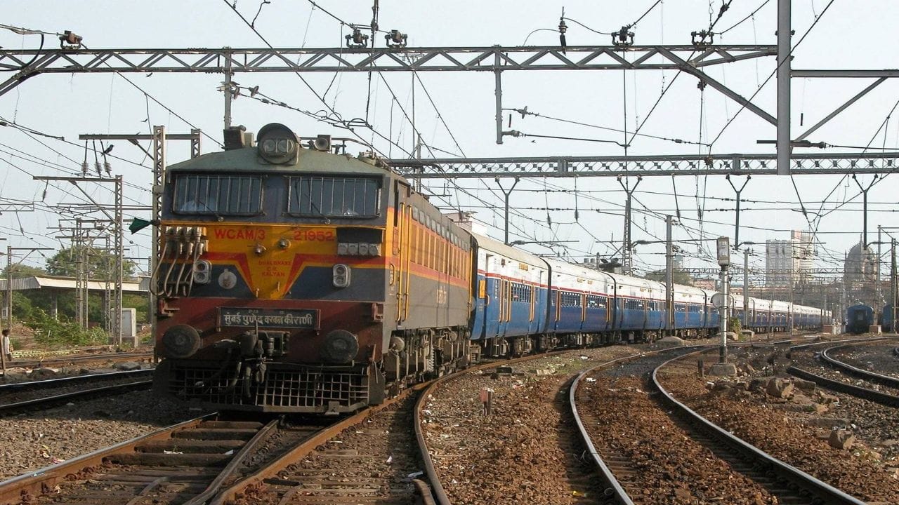 India's first luxury train Deccan Queen Express completes 93 years of ...