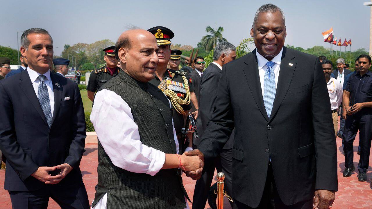 In Pics: Defence Minister Rajnath Singh holds talks with his US ...