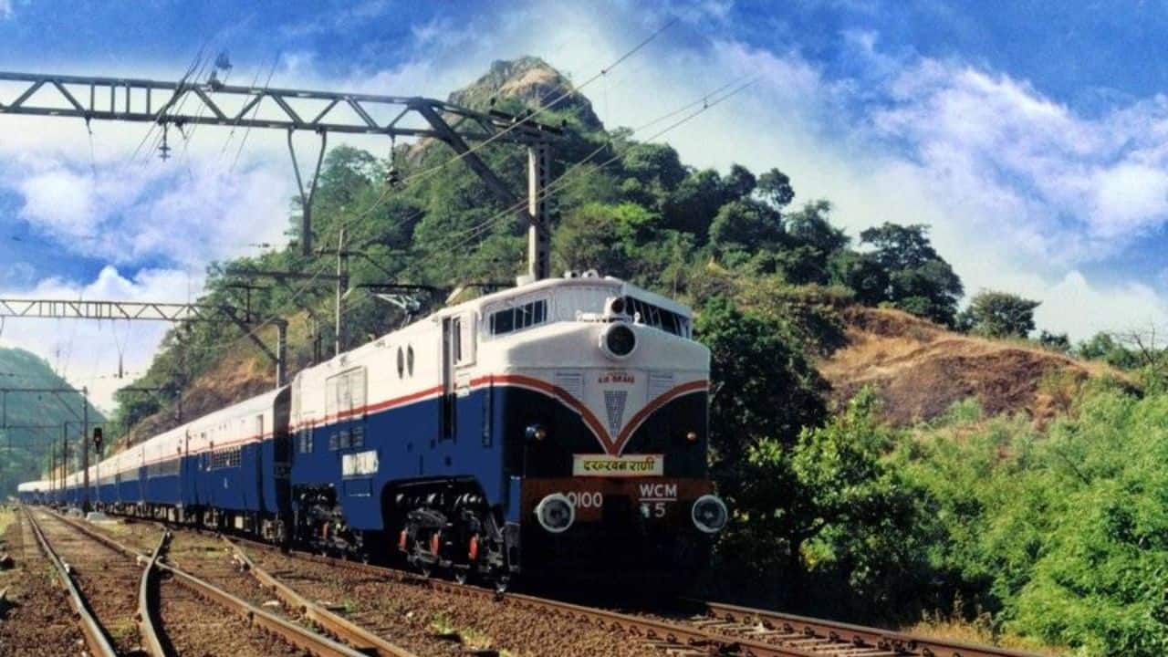 India's first luxury train Deccan Queen Express completes 93 years of ...