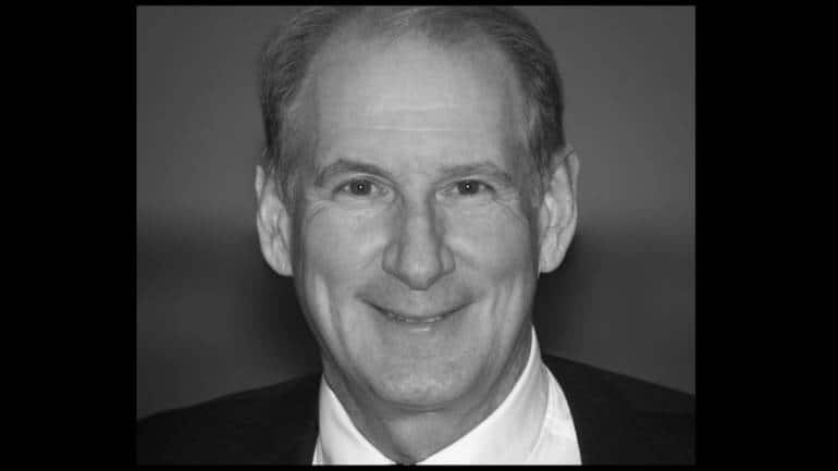 James Crown, billionaire director of JPMorgan, dies in accident on 70th ...