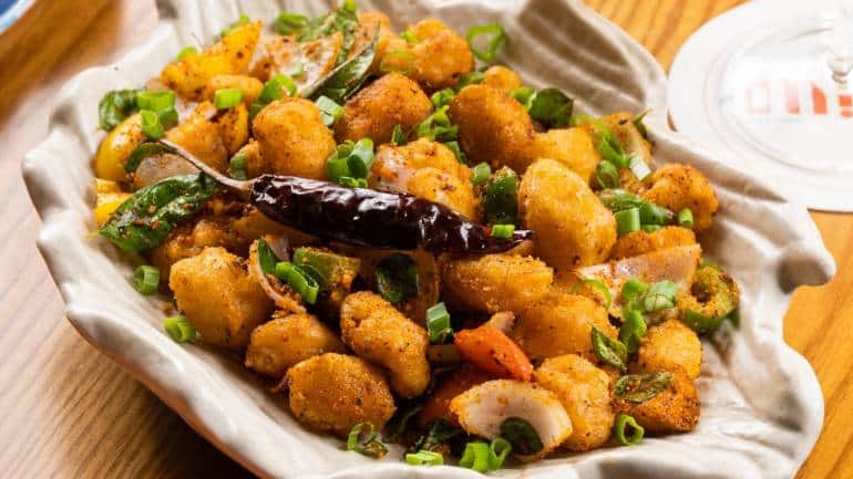 Quick recipes with curry leaves: Try South Indian Singoda, Coastal ...