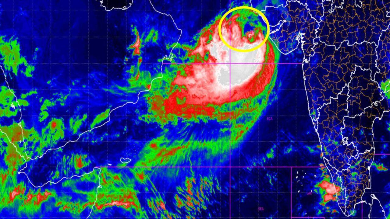 Cyclone Biparjoy intensifies, approaches Gujarat coast; Army and Navy ...