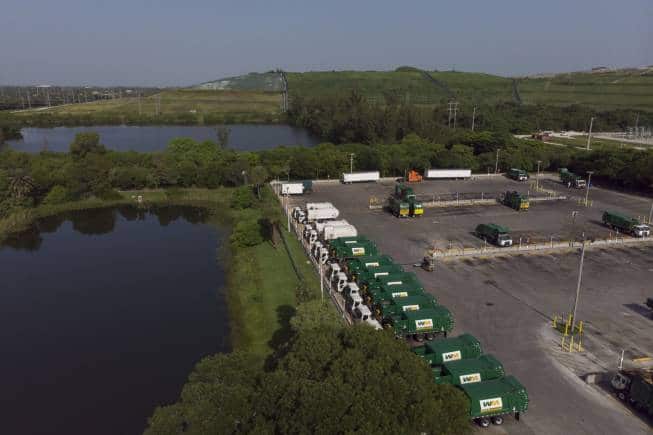 Miami’s overflowing septic tanks and trash piles test appeal to rich