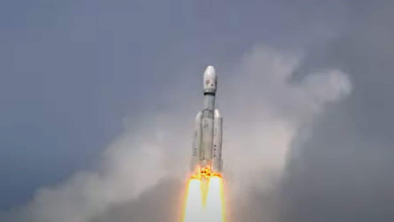 In Pics: ISRO’s LVM3-M4 launches Chandrayaan 3 successfully into ...