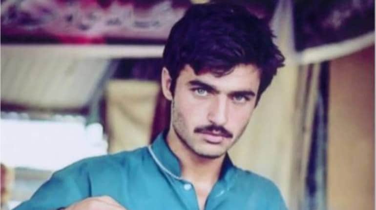 Viral blue-eyed chaiwala from Pakistan now owns a cafe in London