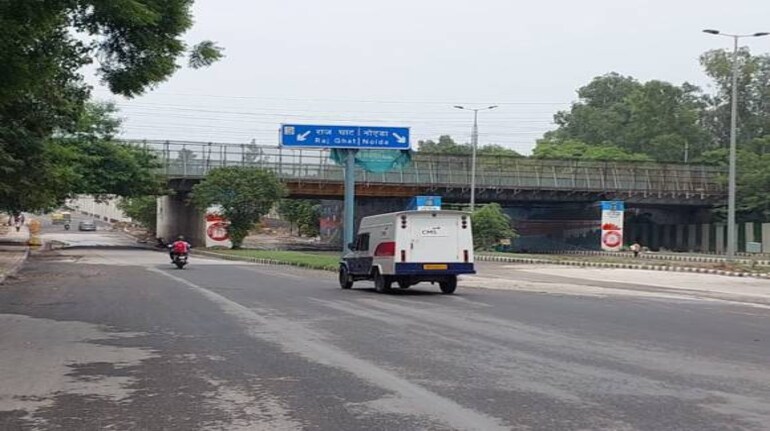 PWD working on war footing to ensure roads return to normalcy as soon ...