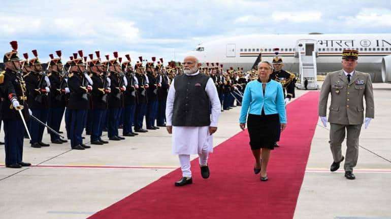 In Pics | PM Modi gets red carpet welcome in Paris
