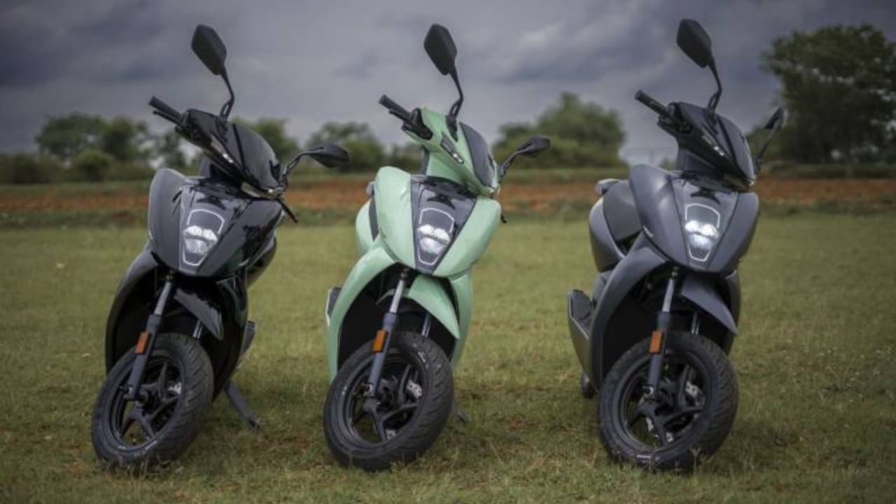 Ather unveils refreshed product portfolio, launches 450S: See pics ...