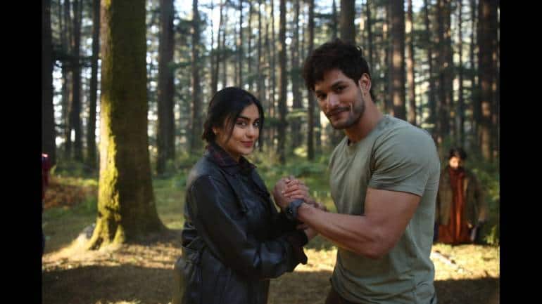 Adah Sharma and newcomer Prem Parrijaa on their web-series Commando