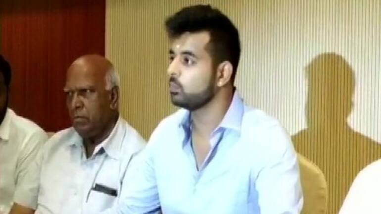 HD Deve Gowda grandson Prajwal Revanna's election declared null and ...