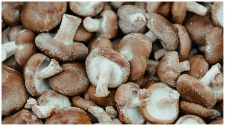 Man gets painful 'shiitake rash' after eating undercooked mushrooms