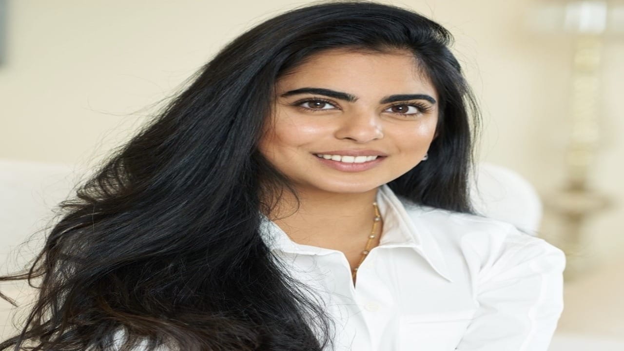 Jio World Plaza: India's largest luxury mall to open for public from ...