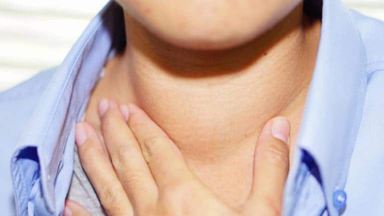 Hyperthyroidism: Causes, symptoms and diet tips to lower thyroid ...