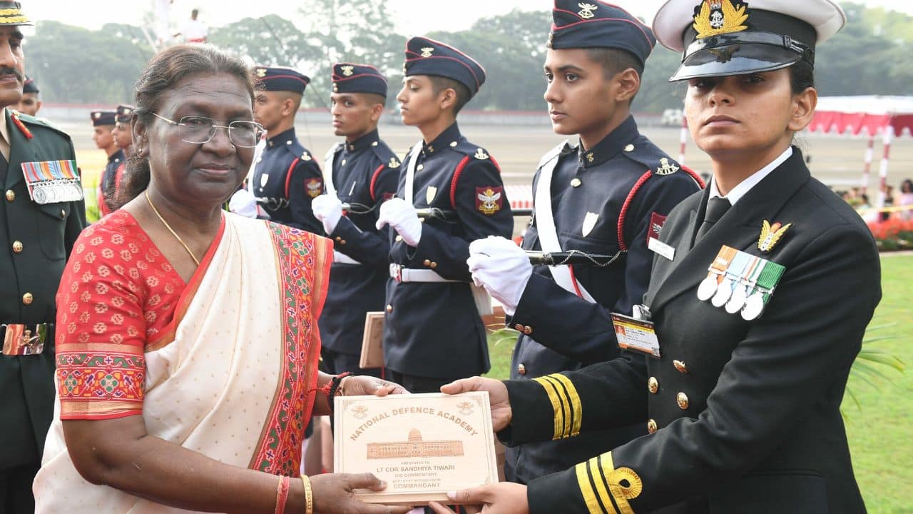 President Droupadi Murmu reviews Passing Out Parade of 145th course of NDA