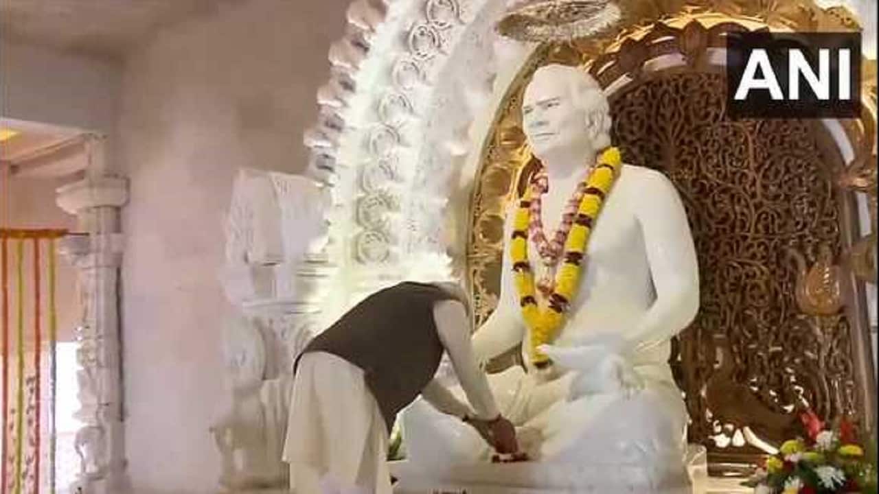 PM Modi inaugurates Swarved Mahamandir - world's largest meditation ...
