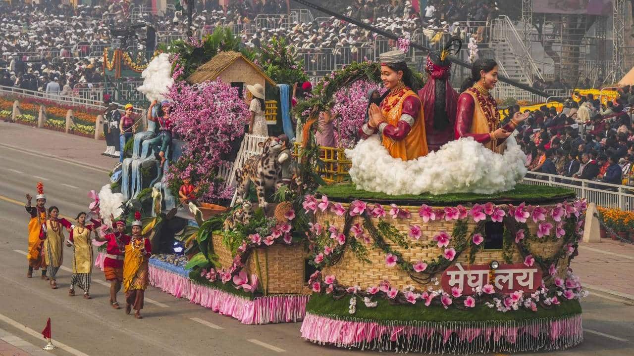 75th Republic Day parade: A look at some of the spectacular tableaux on ...