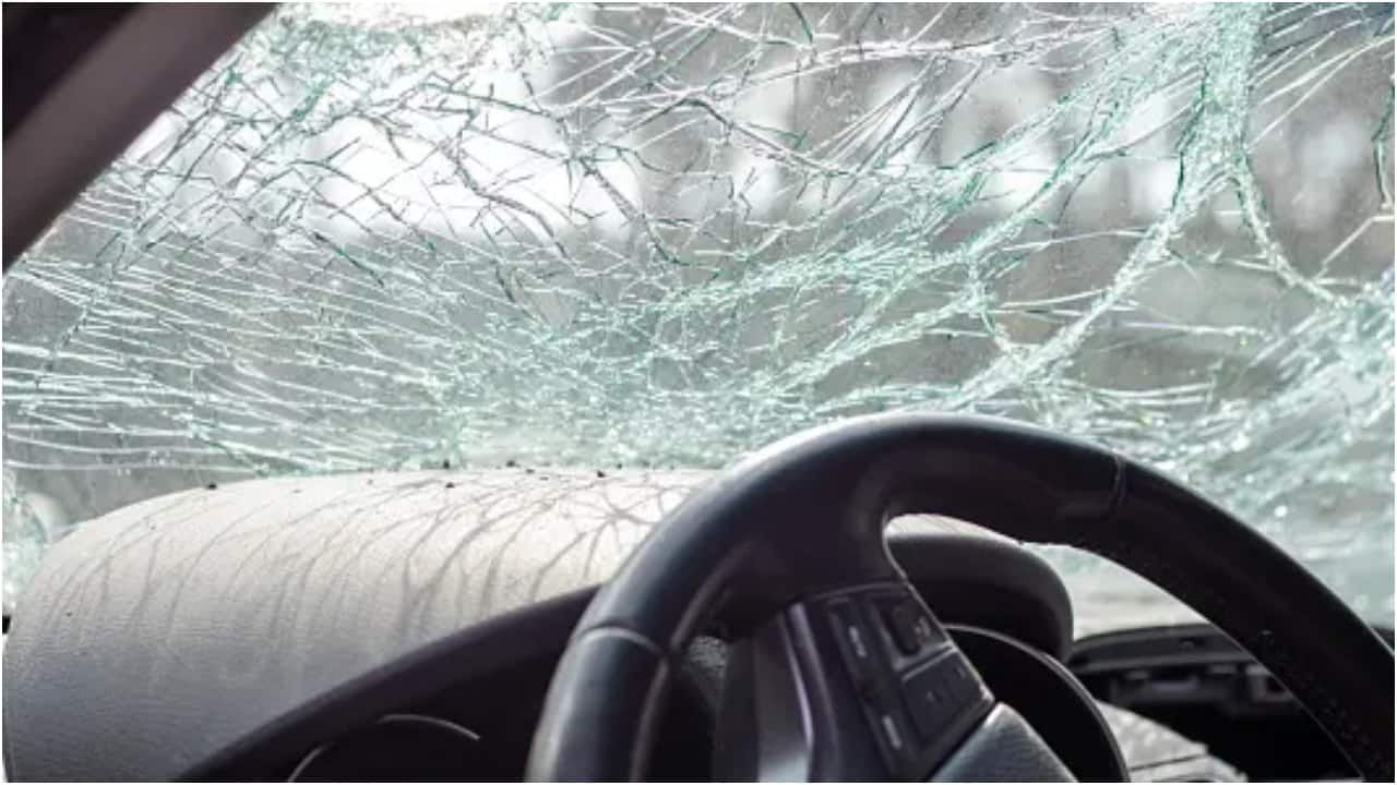 Agra Accident: Speeding car runs over pedestrians in Agra; 5 killed, 2 ...