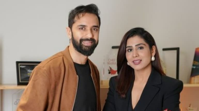 Founder Varun Alagh buys shares in Mamaearth parent firm Honasa ...
