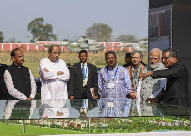 PM Modi lays foundation stone for 1st phase of NLC India's Talabira ...