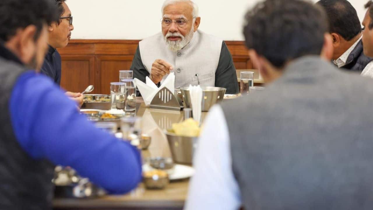 PM Modi invites 8 MPs for lunch in Parliament canteen