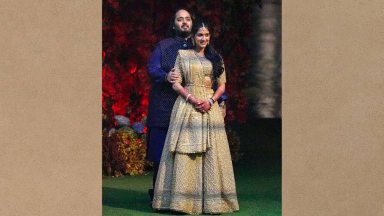 Have a look at the most expensive wedding outfits worn by Ambani women ...