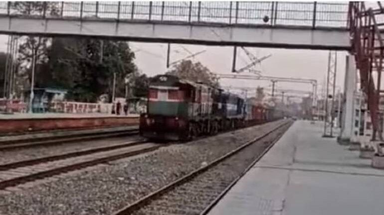 Driverless freight train runs for 84 km from Kashmir to Punjab; no ...