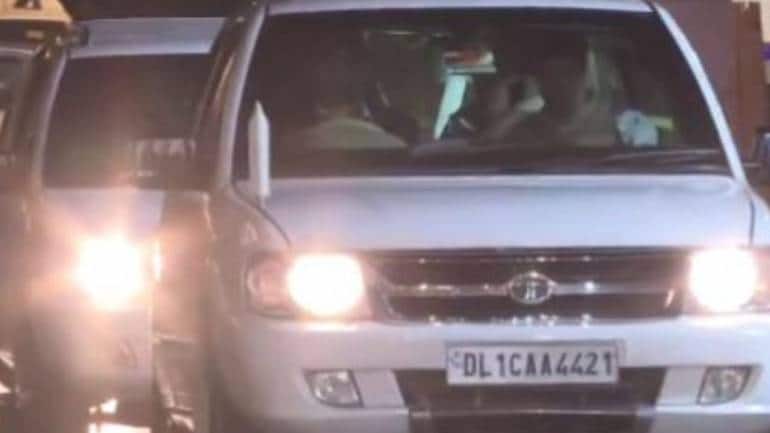 Ahead of likely CAA rollout, Amit Shah's car number plate photo goes viral