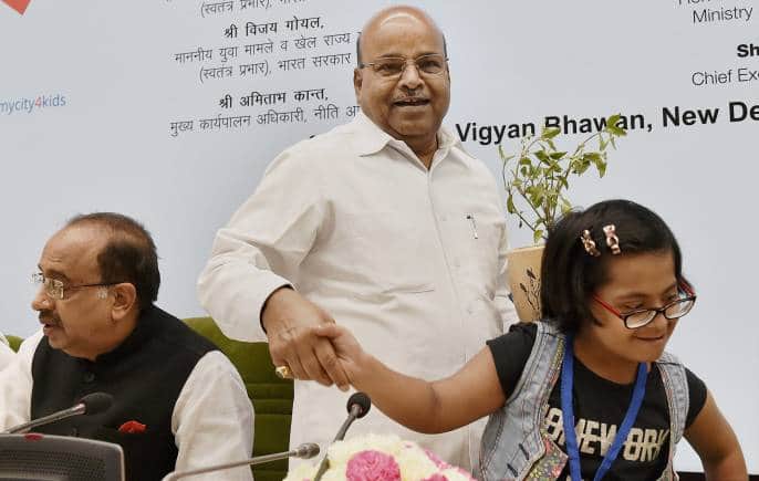 Karnataka Governor returns "temple bill" to Govt seeking clarification