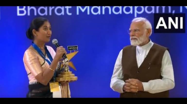 National Creators Award: PM Modi honours Shraddha Jain, Aman Gupta ...