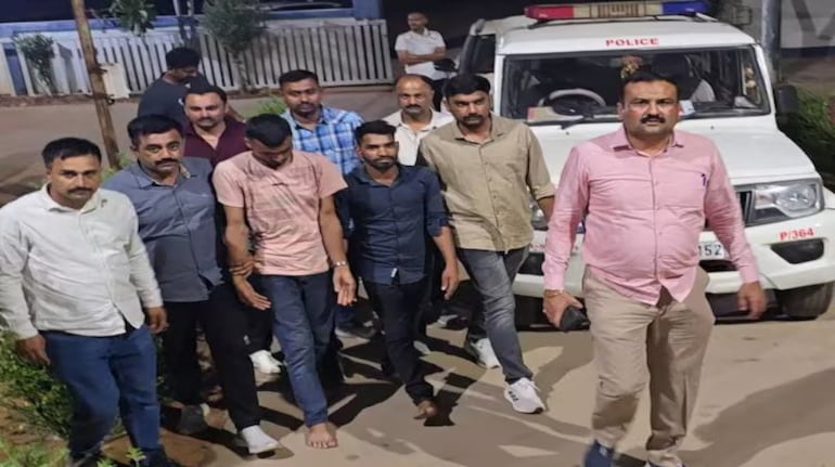 Salman Khan House Firing Case Accused Attempts Suicide In Crime Branch