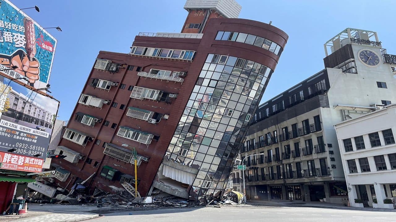 Earthquake in Taiwan: Four dead, dozens injured in most powerful quake ...