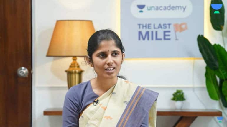 Ananya Reddy, who secured all-India rank 3 in UPSC, studied 12 to 14 ...