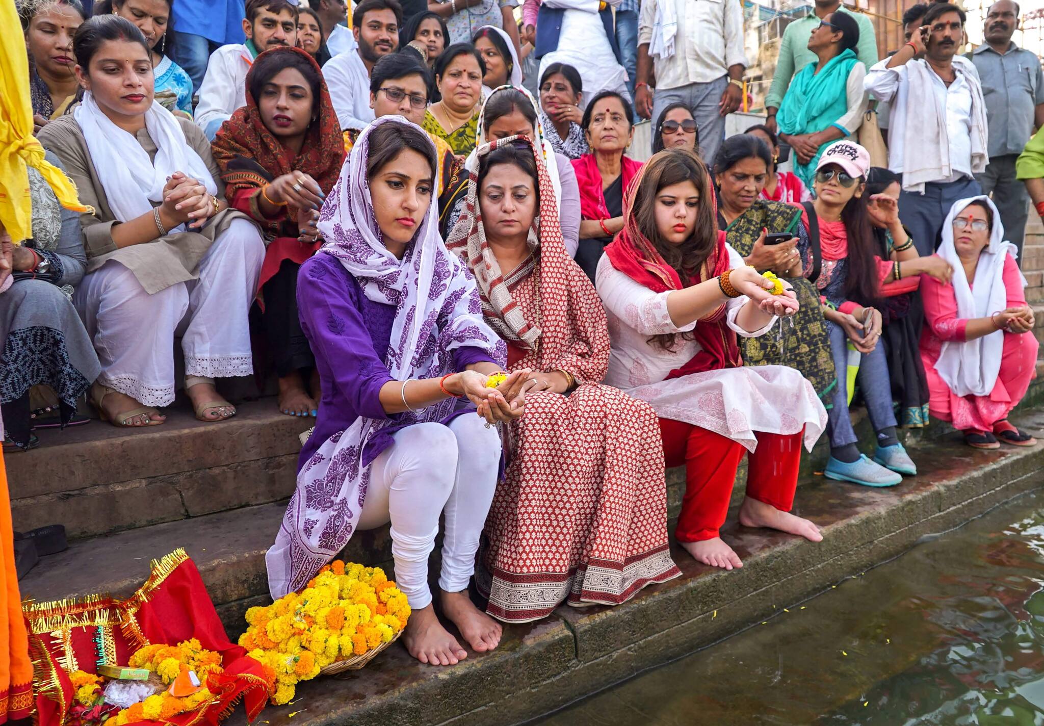 Don't understand why Congress isn't announcing candidates for Amethi ...