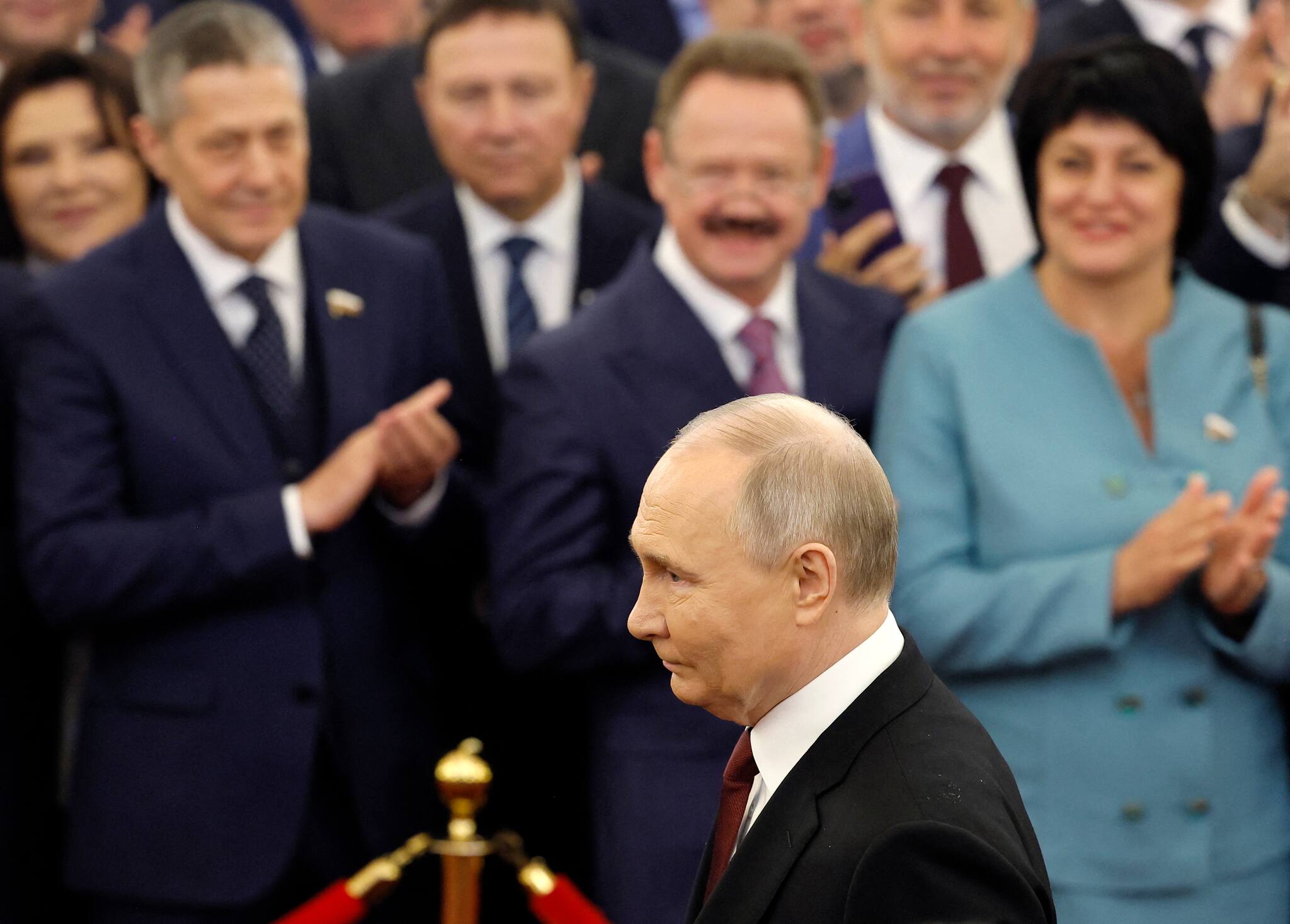 Russian President Vladimir Putin takes oath for 5th term. Pics here