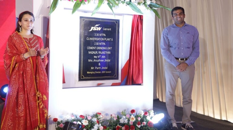 JSW Cement launches production unit in Rajasthan's Naguar, first in ...