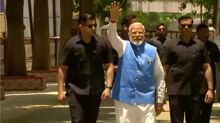 PM Narendra Modi to meditate at Vivekananda's landmark in Tamil Nadu ...