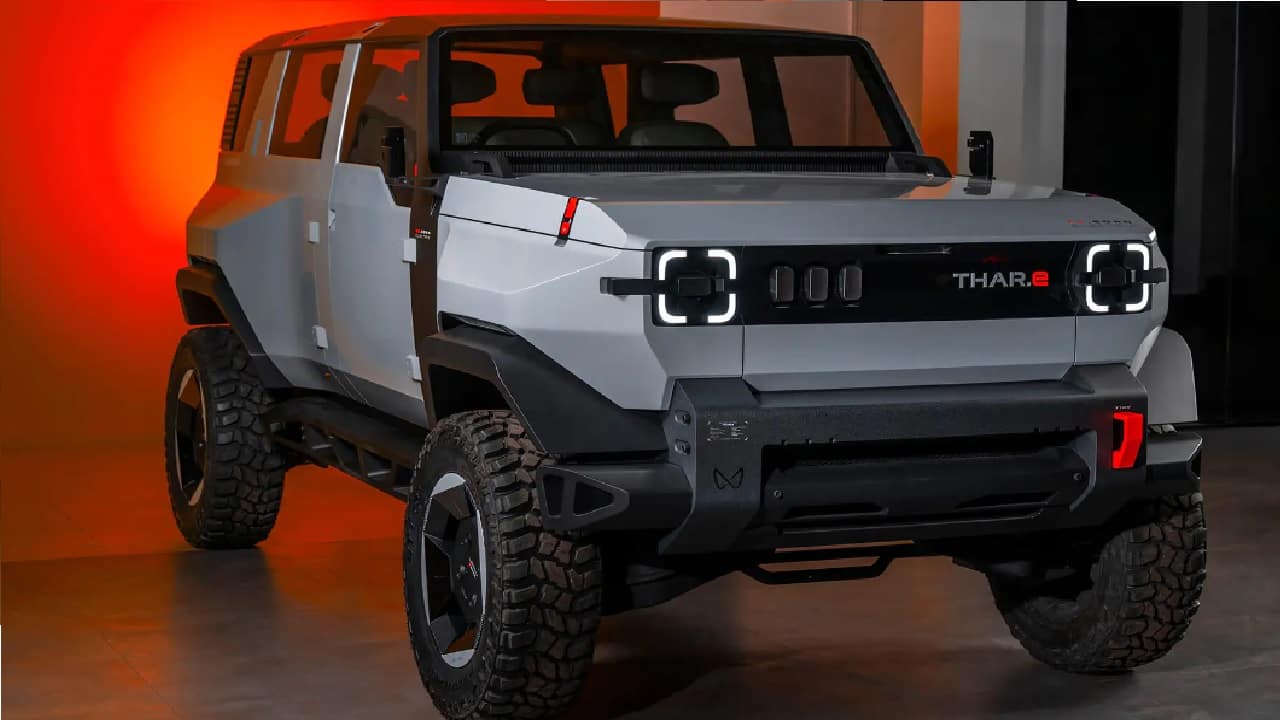 Mahindra electric car company store