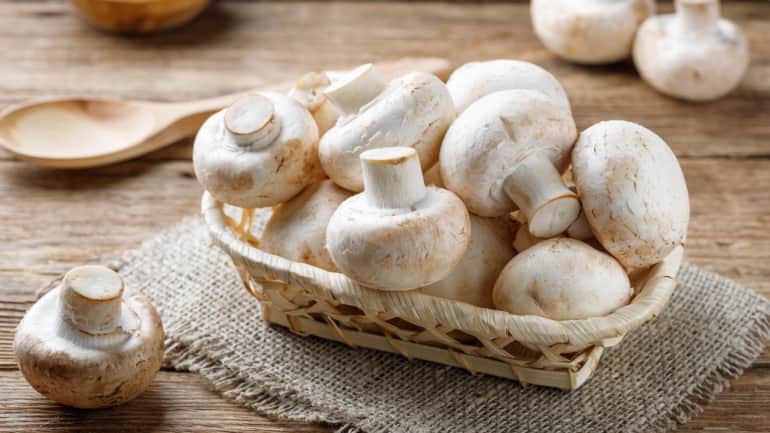 Diet tips: Add these 7 foods to your daily diet to stop Vitamin D ...