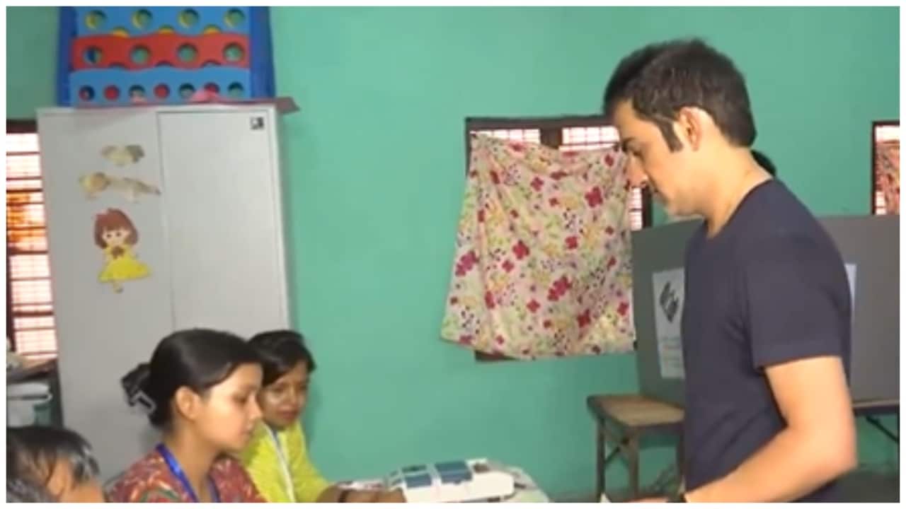 Lok Sabha Elections 2024: Gautam Gambhir casts his vote in Delhi. Watch
