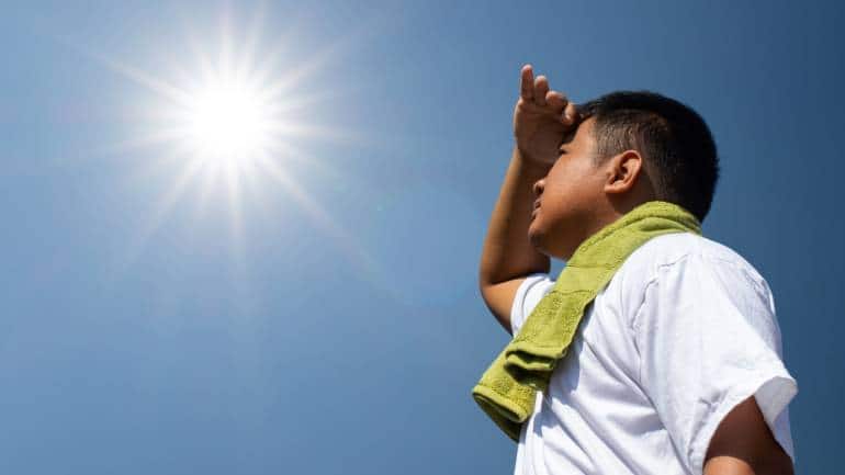 Heat stroke: Nausea, vomiting, high blood pressure are symptoms of this ...