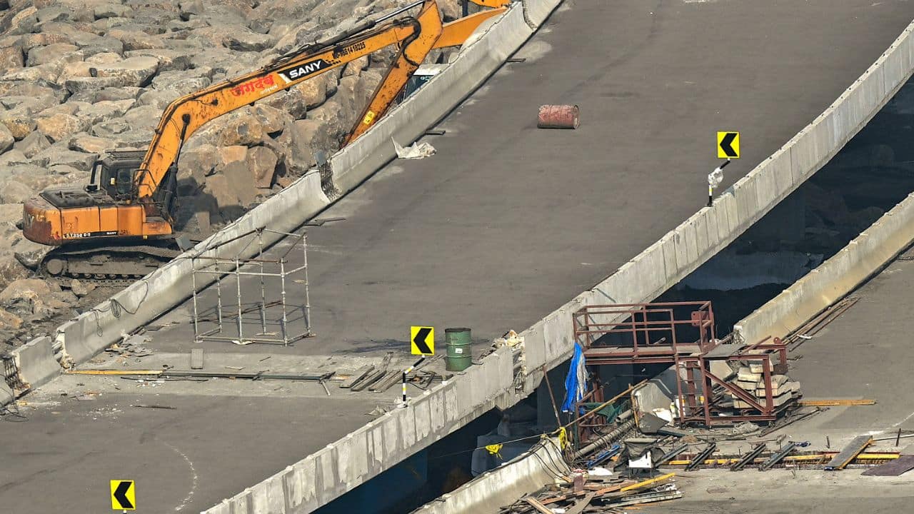 Cube Highways to raise up to Rs 2,000 crore for toll roads