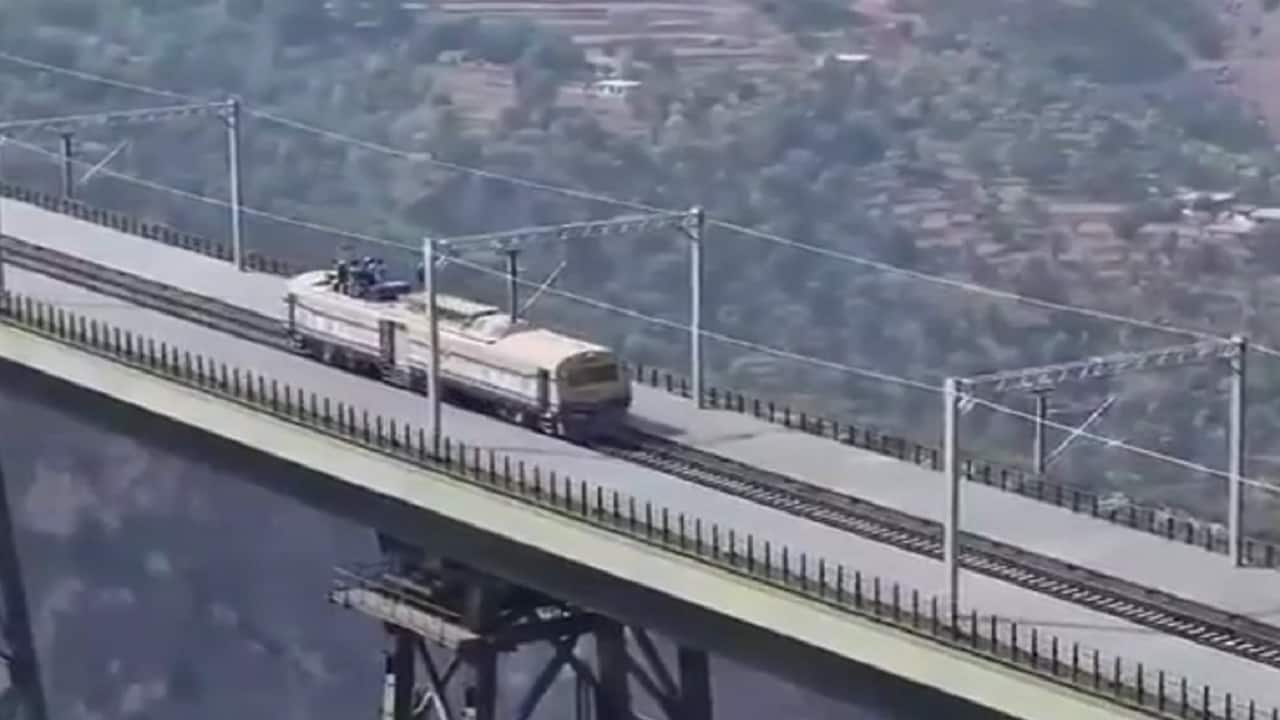 Chenab Bridge: Indian Railways conducts trial run on world's highest ...